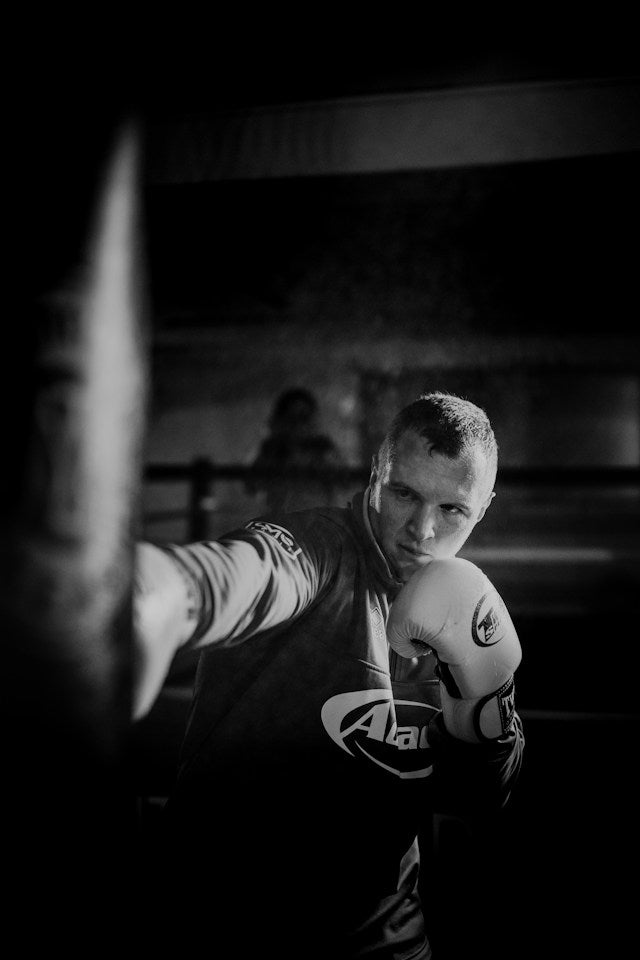 Punching Past Limits: Unveiling Why Cardio Boxing Outshines Running ...