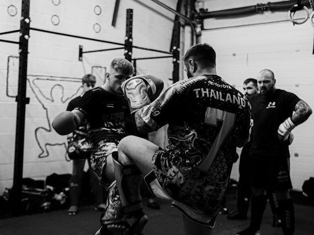 How do the rules differ in boxing and kickboxing matches – Wicked Boxing